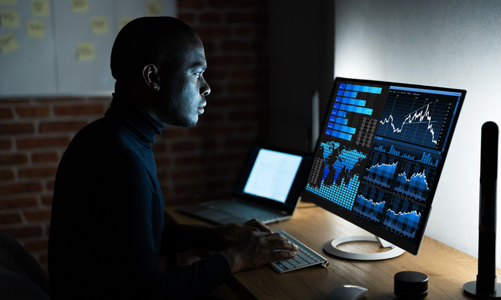 Introduction to Data Analytics Essentials Introduction to Data Analytics Essentials